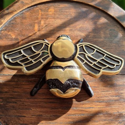 Brass Bumble Bee Door Knocker The Metal Foundry