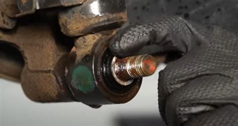 How To Remove A Stuck Bolt On A Car