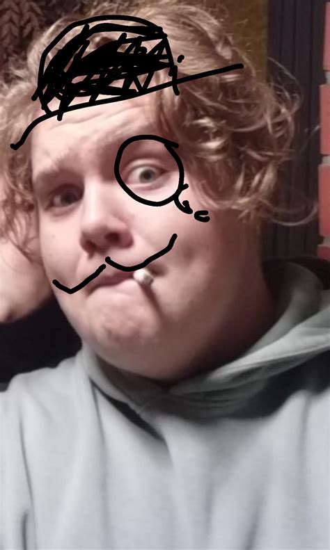 Who Is This Sexy Gentleman Rdeivis