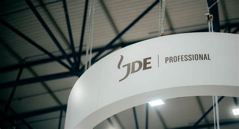 საერო სკოლა ლომისი1 💚 მარინე გაჩეჩილაძე 24 წლიანი პედაგოგიური გამოცდილება 🟥მისია თბილი