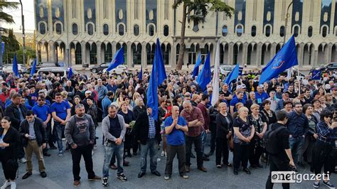 უსაფრთხო და ღირსეული შრომისთვის პროფკავშირების საპირველმაისო მსვლელობა [ფოტო ვიდეო