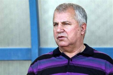 پس از توهین یک هوادار؛ علی پروین رسانه‌ها را بایکوت کرد ایران اینترنشنال