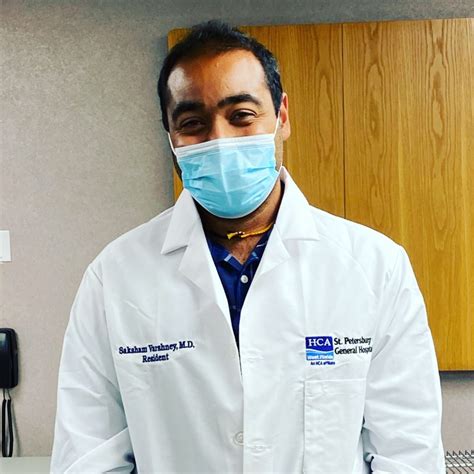 Saksham Varshney Resident Doctor Hca Healthcare Linkedin
