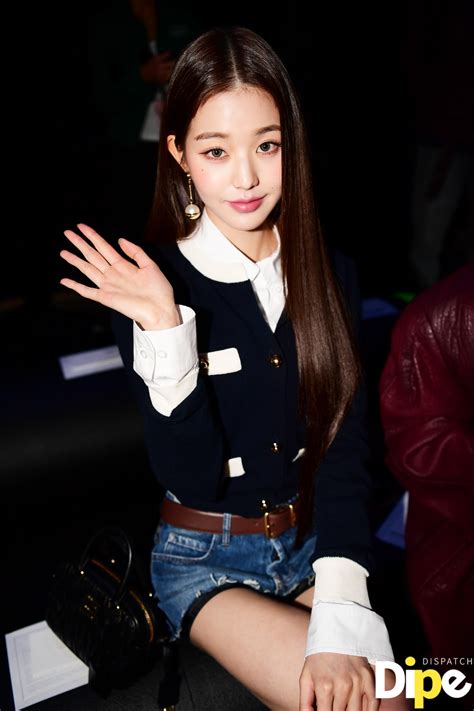 [아이브] 원영 디스패치 파리 패션위크 2023 S S 컬렉션 Hd포토 Mlbpark