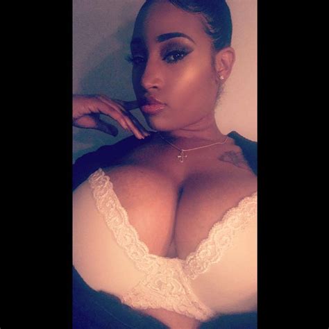 Michelle Walker000 Shesfreaky