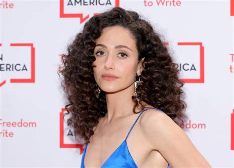 See Emmy Rossums First Red Carpet Outing In A Year