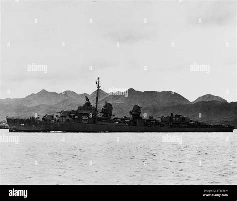 Uss Brownson Dd 518 Off Kodiak Alaska On 13 September 1943 Stock