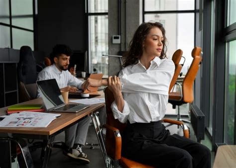Factores De Riesgo Ergonómicos ¿qué Son Y Cómo Prevenirlos