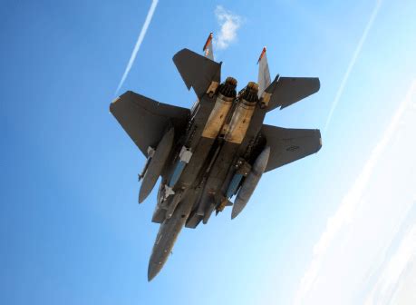 How An F 15e Strike Eagle Shot Down An Iraqi Mi 24 Gunship With A Gbu