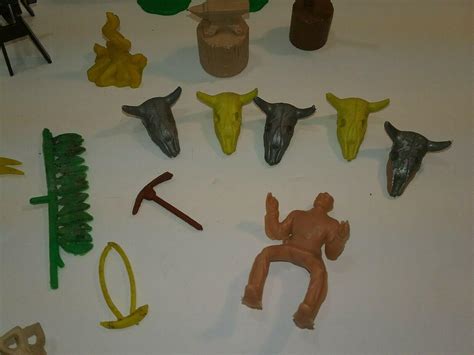 Vintage Marx Walt Disney Alamo Pieces And Parts Western Plastic 1950s
