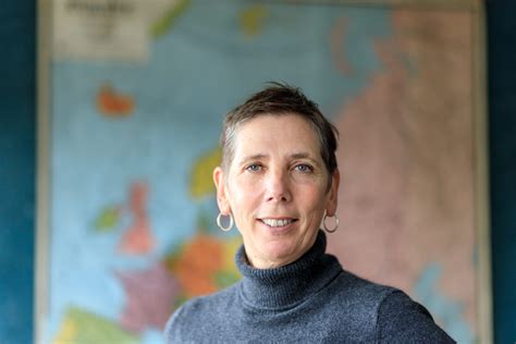 Anja Vink Will Work On Teachers For The Working Class As Nias