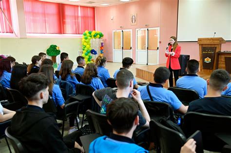 Среща с Цветелина Пенкова