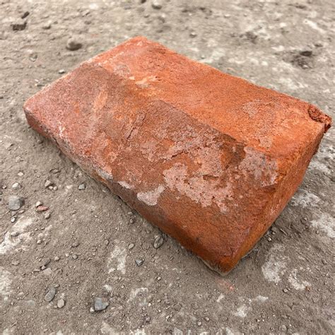65mm Handmade Plinth External Return Left Hand Brick Pl7 1 Reclaimed Brick Company