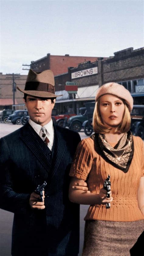 Bonnie And Clyde 1930s Vintage Duo Warren Beatty Wallpaper Background