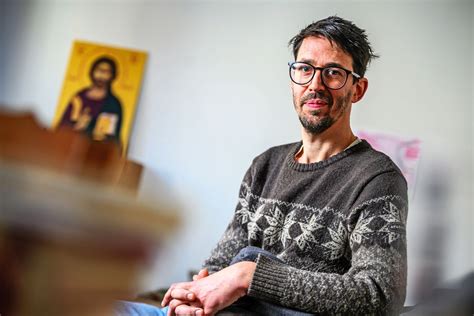 Ligt De Toekomst Van De Kerk In Een Nieuwe Monastiek Tim Brys Bouwt Alvast Aan Een