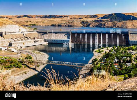 Grand Coulee Hydroelectric Dam Largest Producer Of Power In The Usa