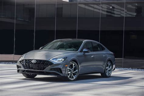 2023 Hyundai Sonata Hybrid Specs Prices Mpg Reviews And Photos