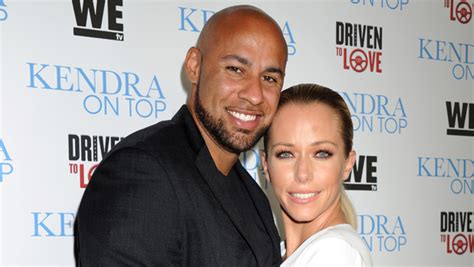 Kendra Wilkinson Reveals Relationship Status After Reuniting With Hank