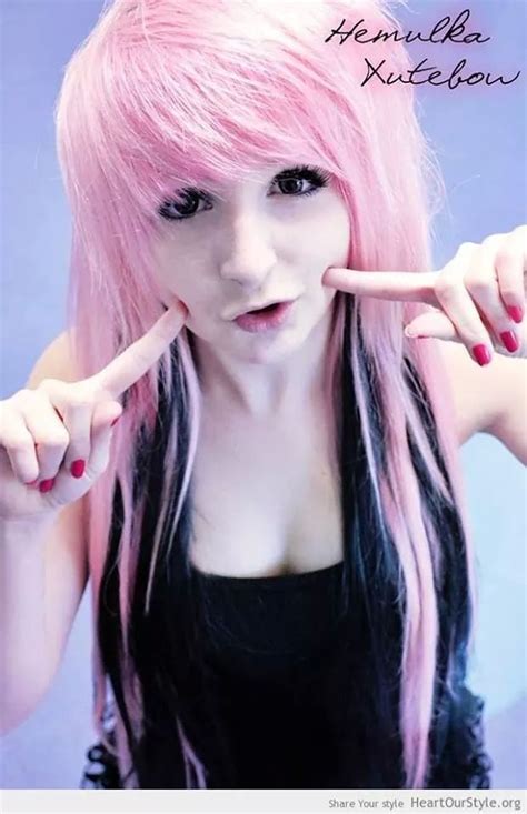 Pastel Pink Scene Hair