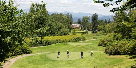Unplug And Plan A Getaway To This Gorgeous Historic Hotel In Oregon