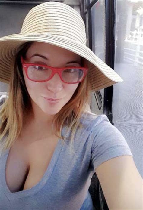 Bttm😈🔥🤩😋🤩 Shesfreaky