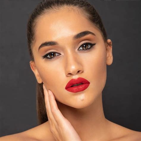 შეიძლება დღესვე გავთხოვდე ნახეთ რას წერს ლიზა ყენია