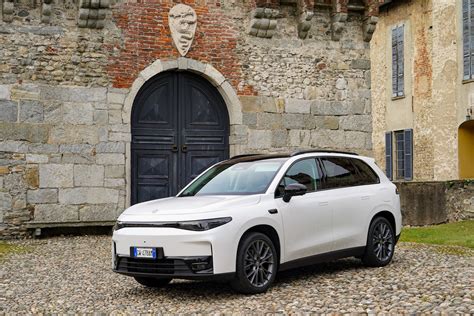 Stellantis Lance Un Modèle électrique Doté Dun Moteur Thermique