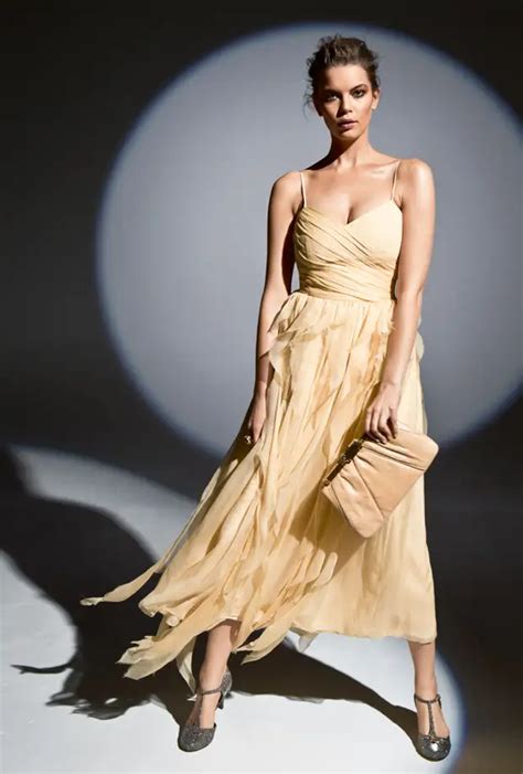 Французский шик 20 образов для парижанки Секреты стиля Медиаплатформа МирТесен