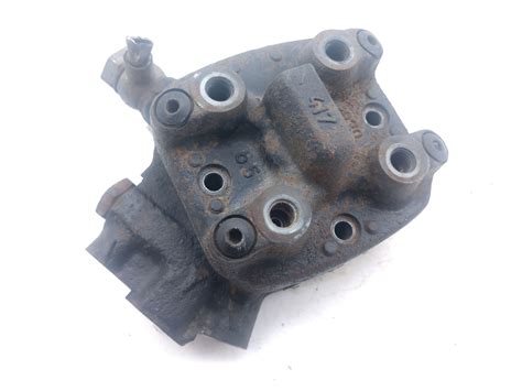 80 83 Bmw E21 320i Oem Fuel Distributor Bosch 0438100075 Quality Oem