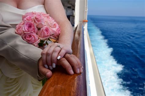 Getting Married At Sea The Complete Guide Iglu Cruise Blog