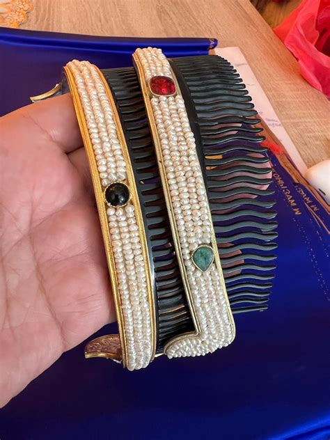 Үсний сам Мөнгөн эдлэл Хөөрөг үнэт эдлэлийн худалдаа Facebook