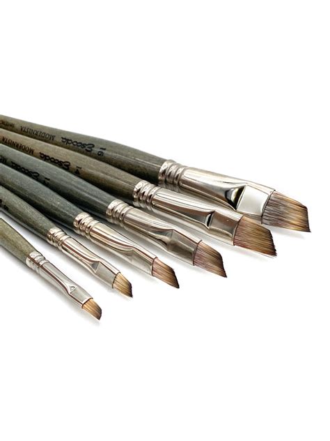 Modernista Synthetic Mongoose Fibre Angular Kroma Artists Acrylics