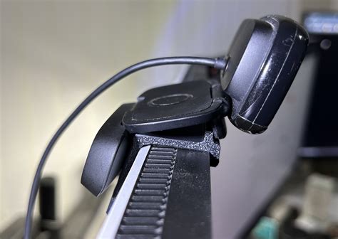 Logitech Camera Mount For Dell 27 Monitor By Ninny Download Free Stl Model