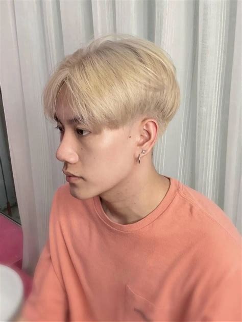 ผู้ชายย้อมผมสีบลอนด์สว่าง โอป้ามากค่ะ แกลเลอรีที่โพสต์โดย Benapsalon