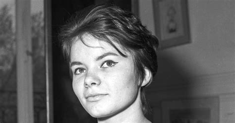 Colette Descombes Biographie Et Actualités