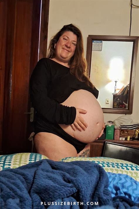 21 Weeks Pregnant Belly Plus Size