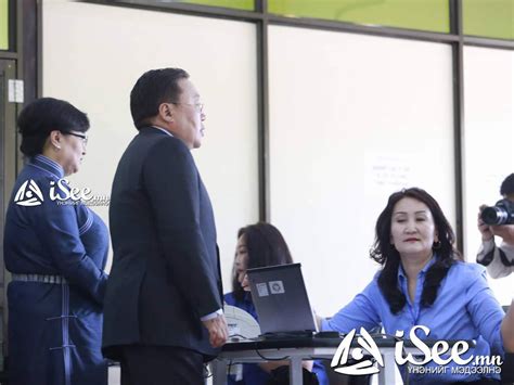 Live Хөгжлийн банкны нотлох баримтын сонсголд Ерөнхийлөгч асан Ц