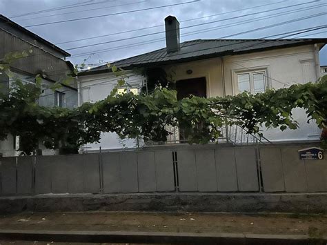 იყიდება კერძო სახლი ბათუმში ლადო ასათიანის მე 3 შესახვევი 6 Property Rentals Batumi