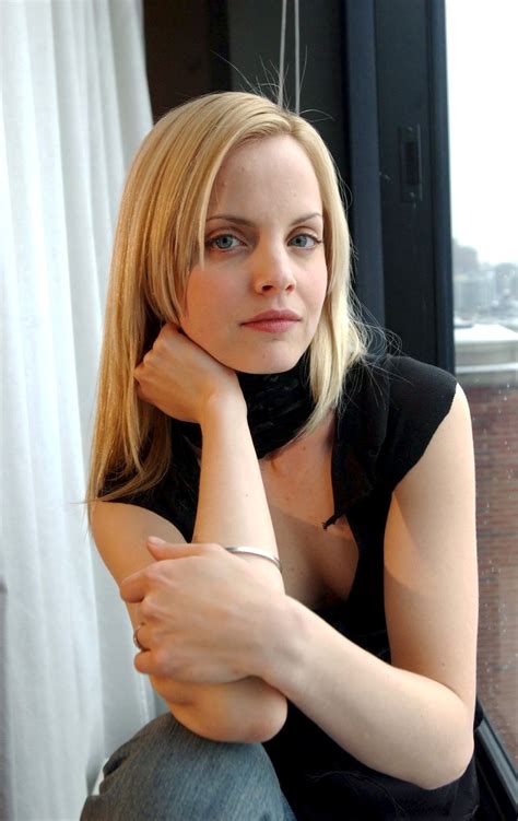 Actresses Mena Suvari Page 1