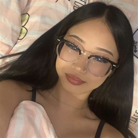 Pin By ♡ On 001 Latina Makeup Looks Asian Makeup Glasses Latina