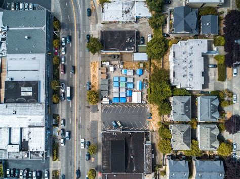 These Photos Show The Divide Between The Rich And Poor Whats That