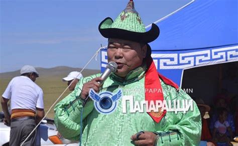 Дуучин Мөнхбат Манай дуранд