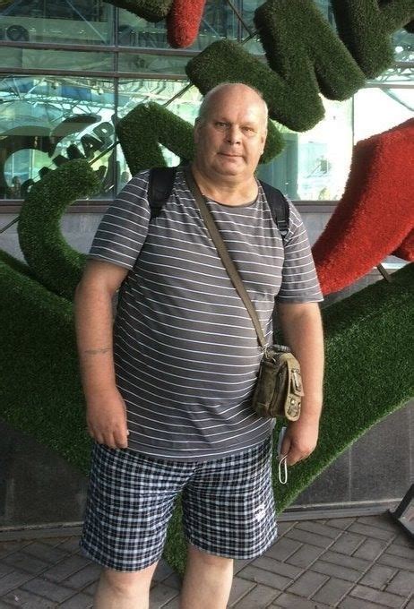 ボード モデルアートのピン ぽっちゃり男性 成熟した男性 男性