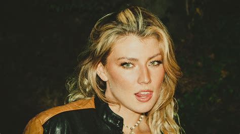 Dasha Makes Her Cinematic Debut With Austin Video The Music Universe