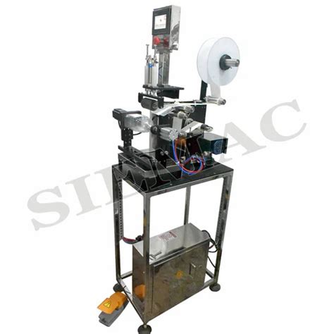 Ss304 Flat And Round Sticker Labelling Machine Model Name Number Semppl01 Capacity 20 Bpm At