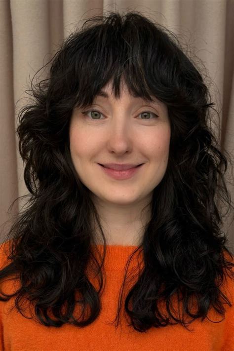 25 Medium Wolf Cut Hairstyles For Women Fabbon