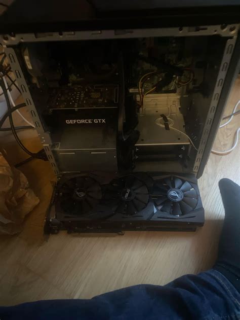 Pov The Moment You Realize That Your New Gpu Wont Fit Inside The Case Its 1 Cm Too Long 9GAG