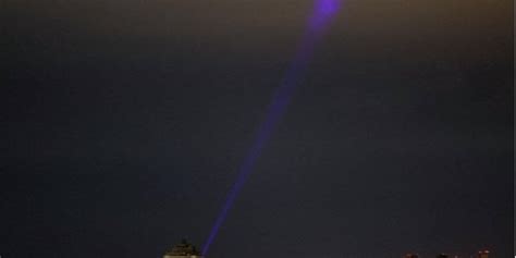 Нічна атака РФ Уламки БпЛА впали в одному з районів Києва Читайте на Ukr Net