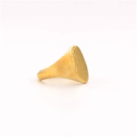 Chui Classic Signet Ring Handmade Brass Unisex Jewelry