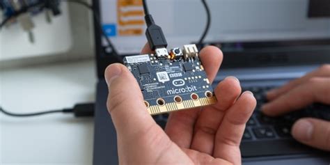 Youth Introduction To Microbits And Robotics Moorebank Library